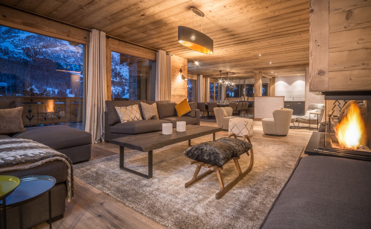 Chalet Phoebe – Flagstone Travel